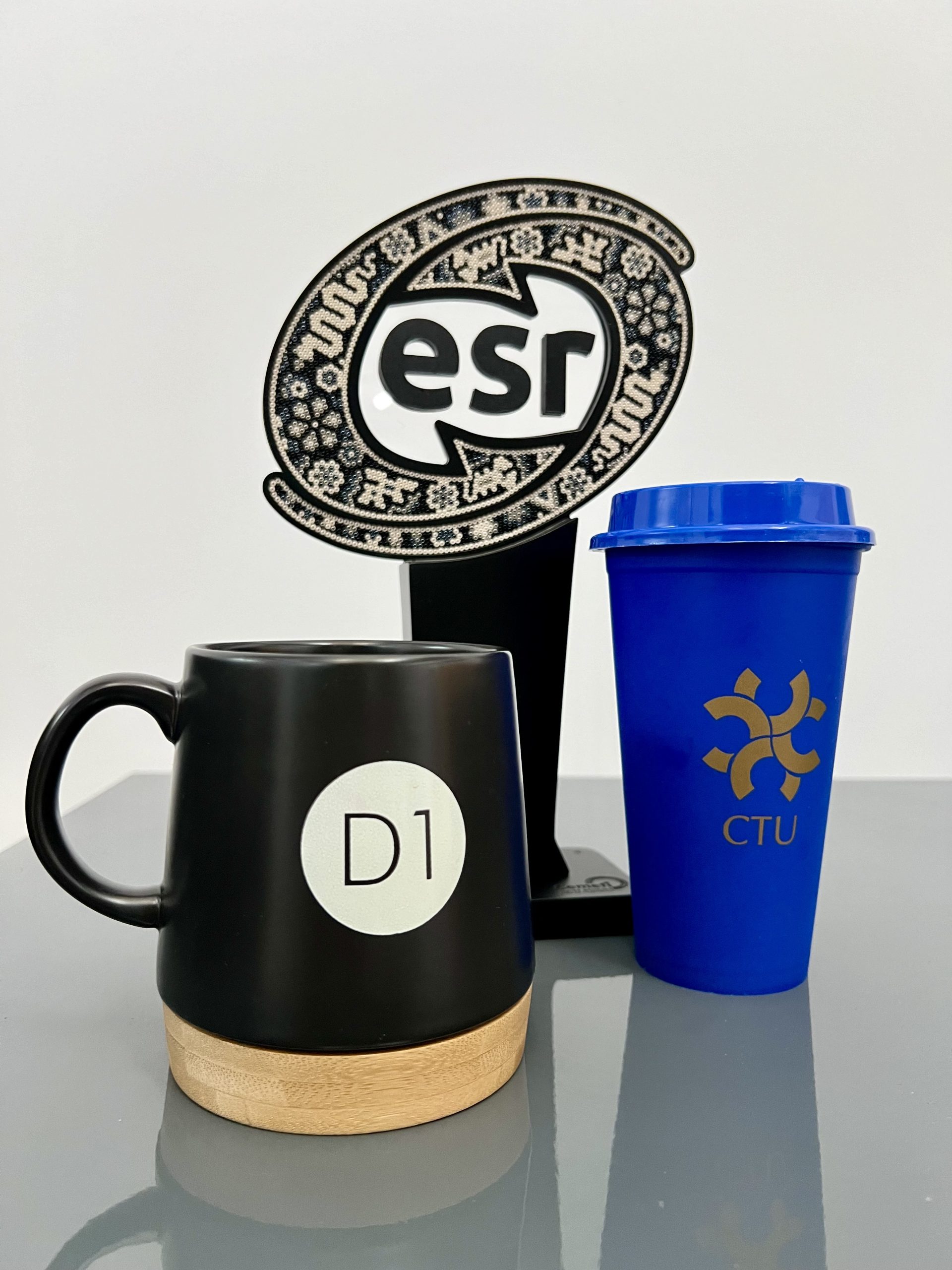 CTU Recibe el Distintivo de Empresa Socialmente Responsable: Un Compromiso con el Futuro ...